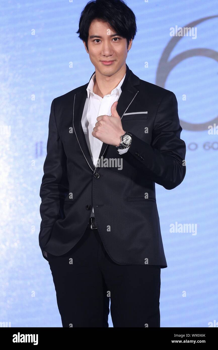 Taiwan-based American singer Leehom Wang poses at a press conference ...