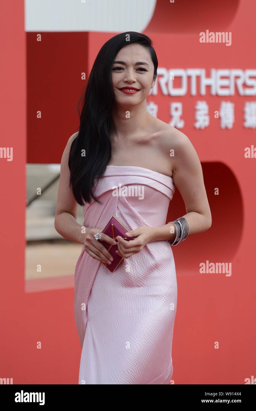 Chinese actress Yao Chen arrives on the red carpet of the grand ...