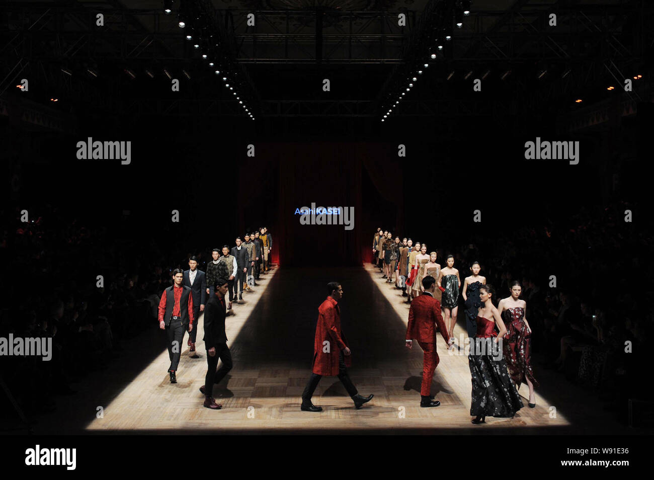 Models display new creations by Chinese fashion designer Wang Yutao in ...