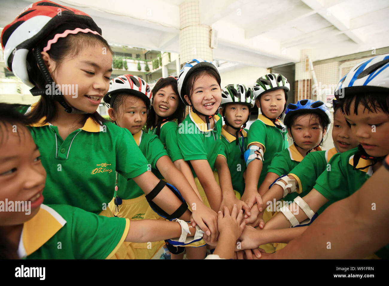 Unicycle China High Resolution Stock Photography and Images - Alamy