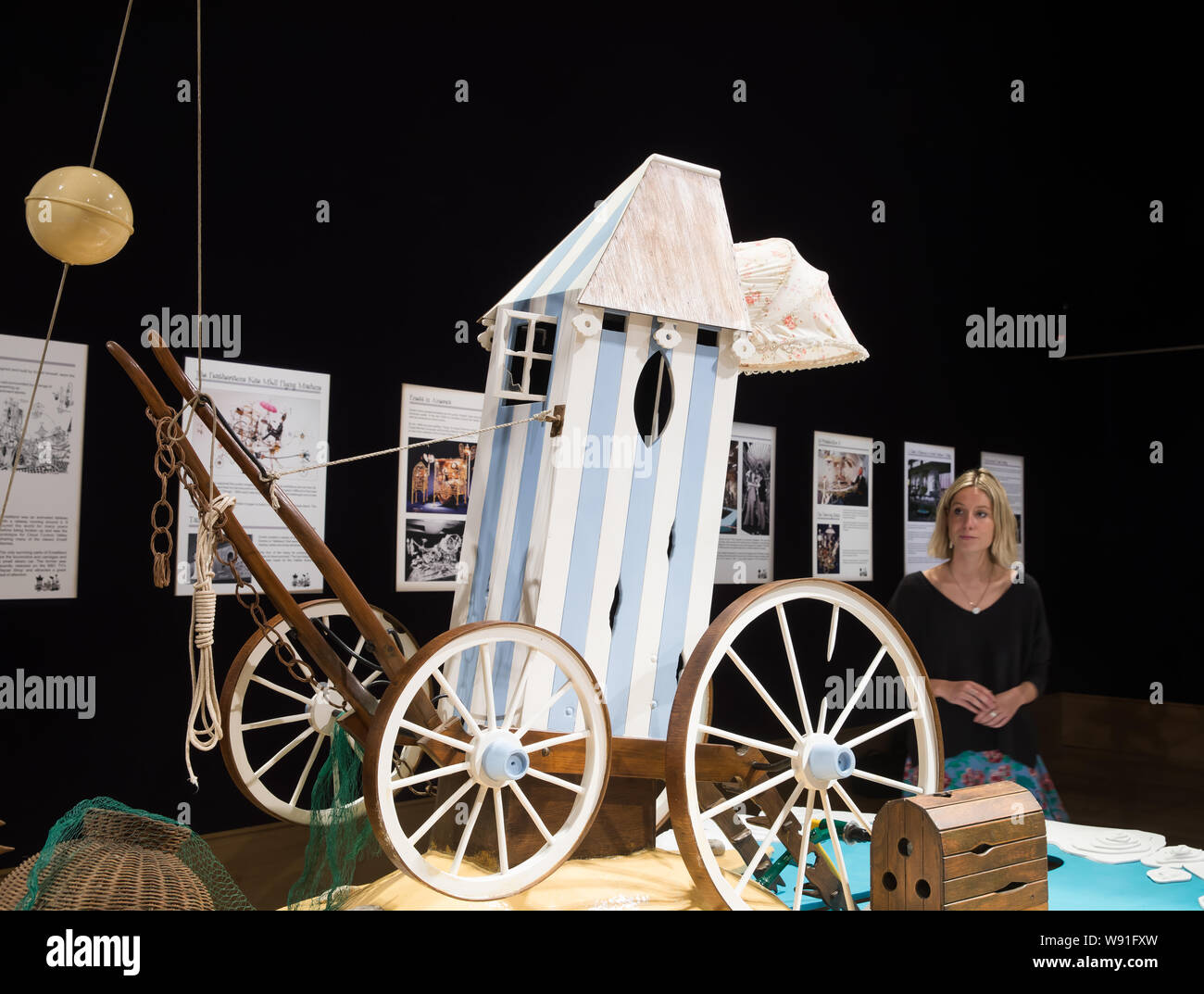 Victorian bathing machine hi-res stock photography and images - Alamy
