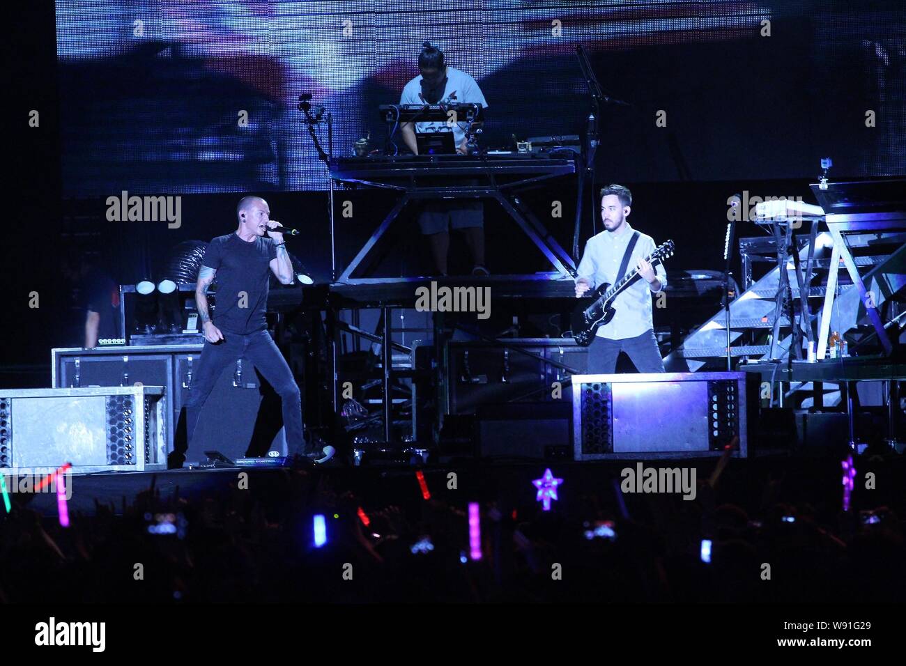 Linkin park members hi-res stock photography and images - Alamy