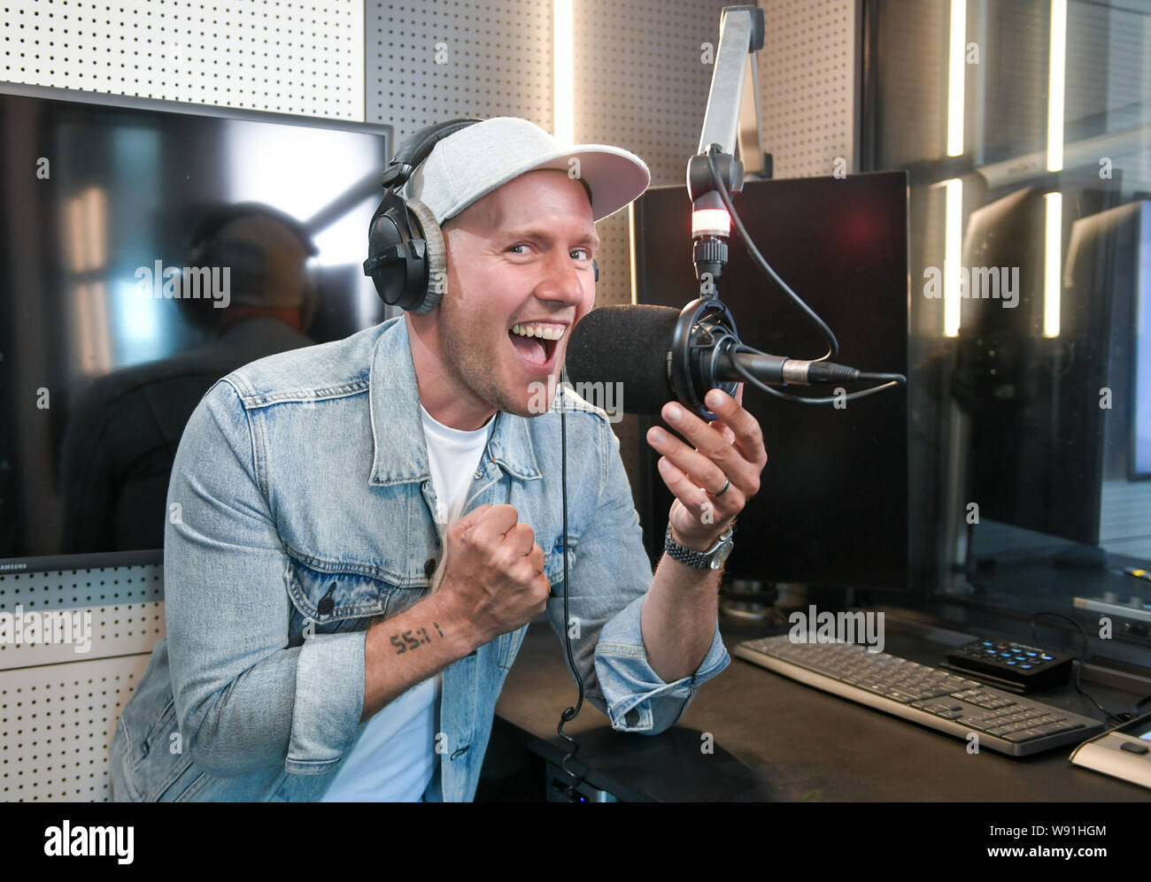 Berlin, Germany. 08th Aug, 2019. EXCLUSIVE - The singer Oli.P at a ...
