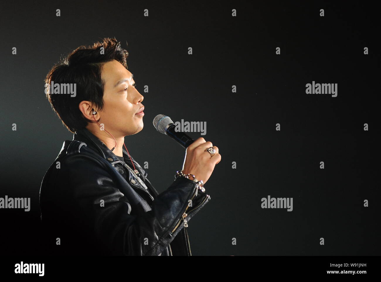 Jeong hoon hi-res stock photography and images - Alamy