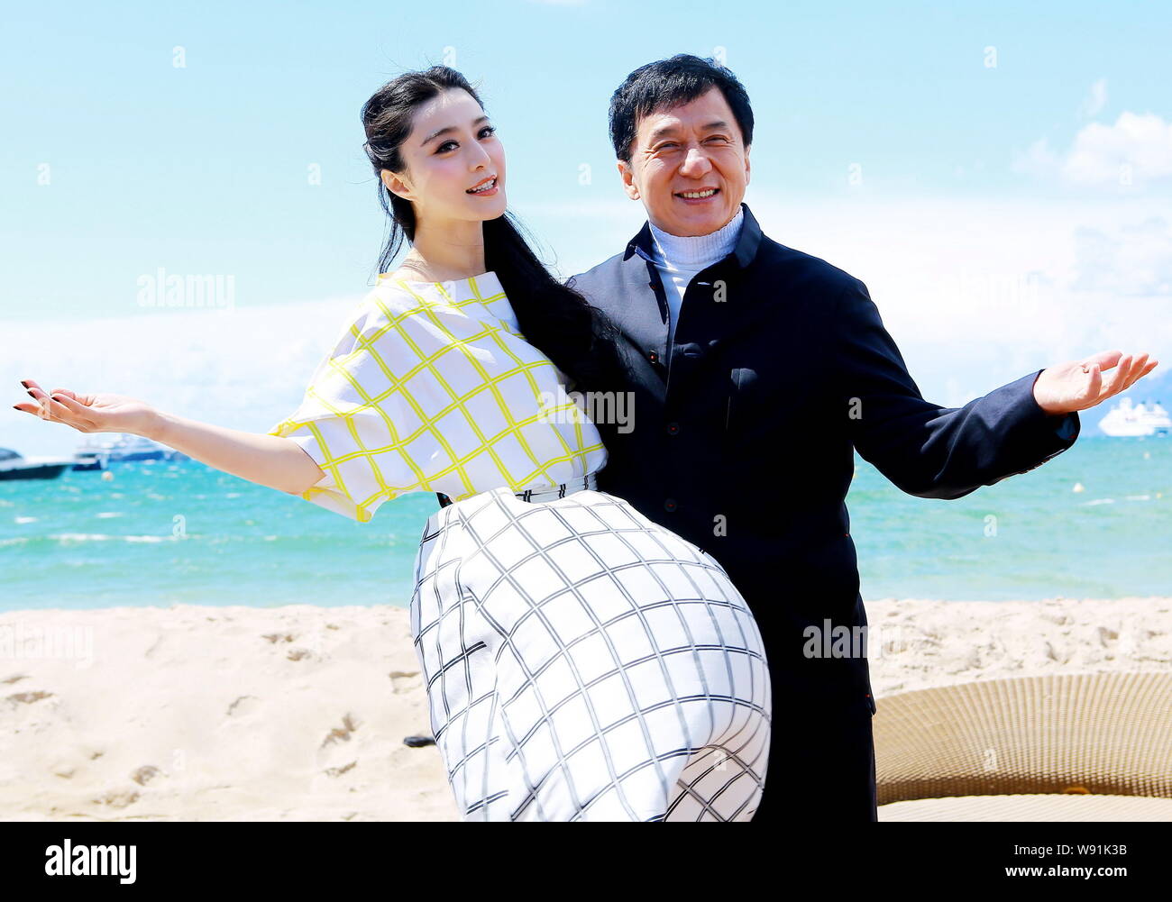 Chinese actress Fan Bingbing, right, poses with Hong Kong actor Jackie ...