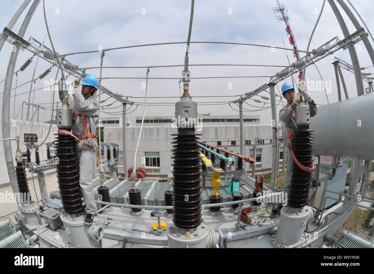 Chinas economic power hi-res stock photography and images - Alamy