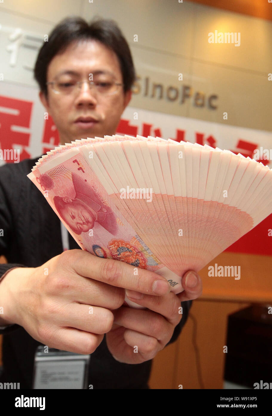 Rmb holdings hi-res stock photography and images - Alamy