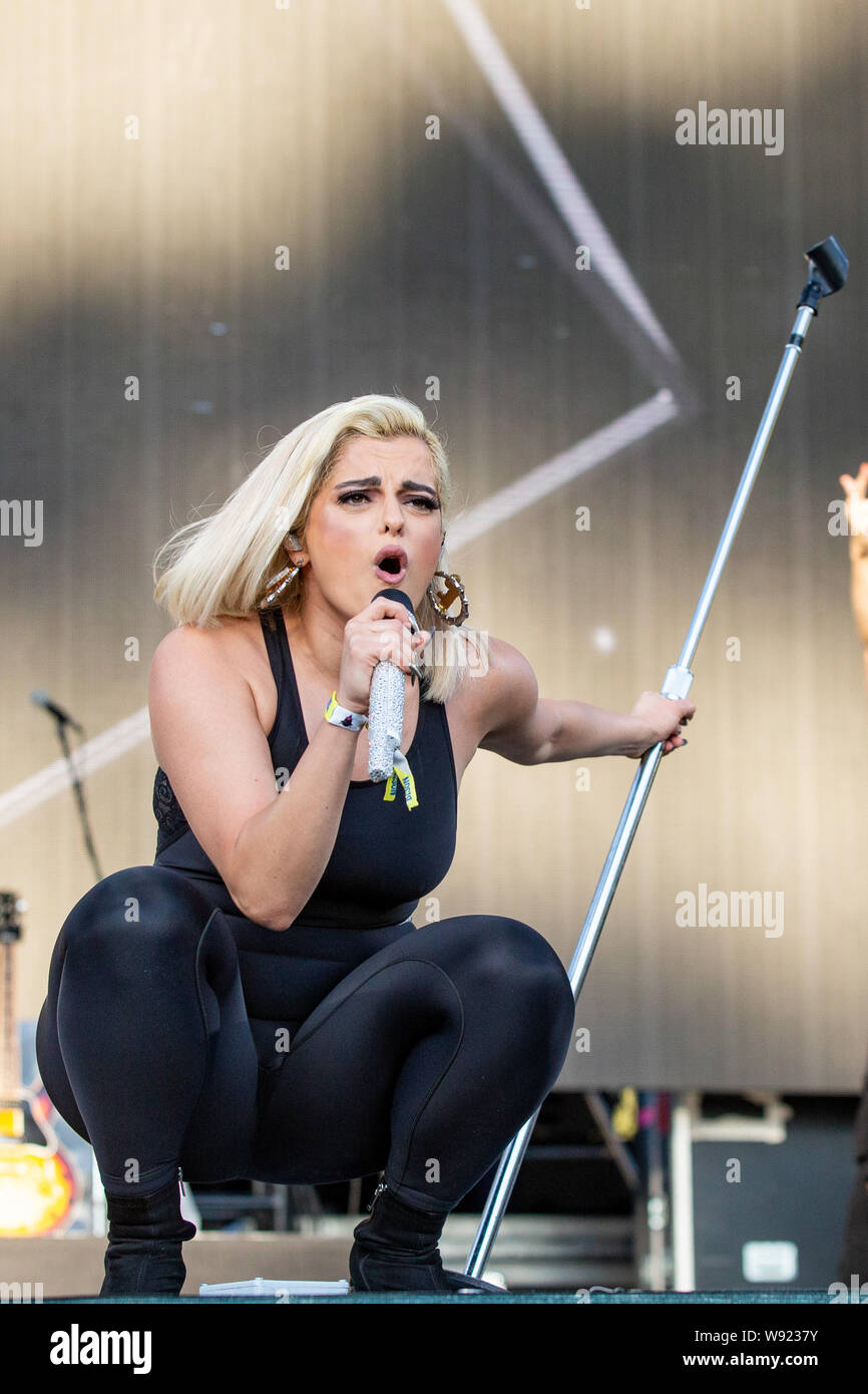 Bebe rexha live concert hi-res stock photography and images - Alamy