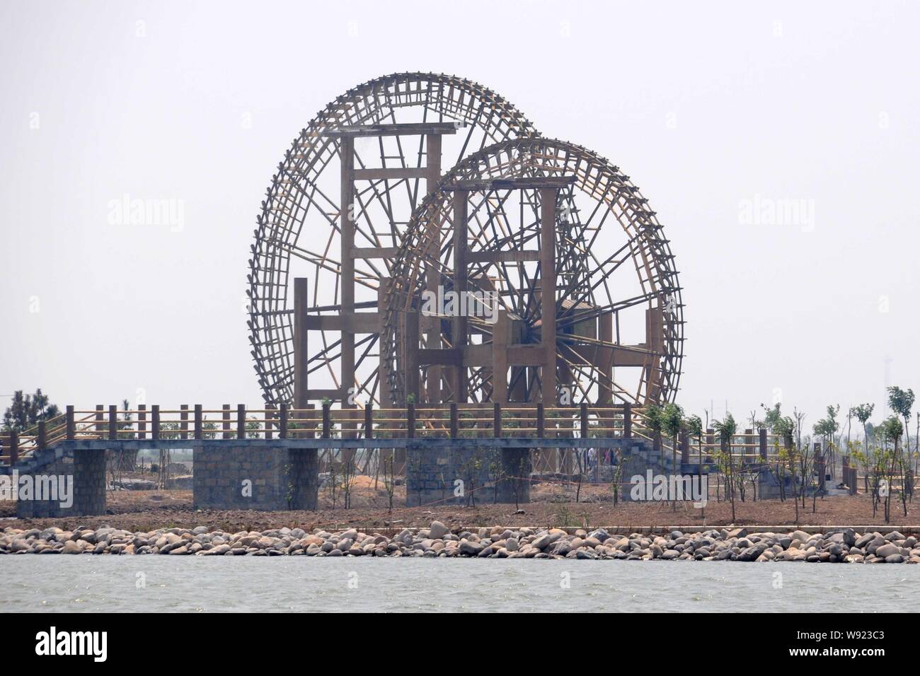 Largest waterwheel hi-res stock photography and images - Alamy