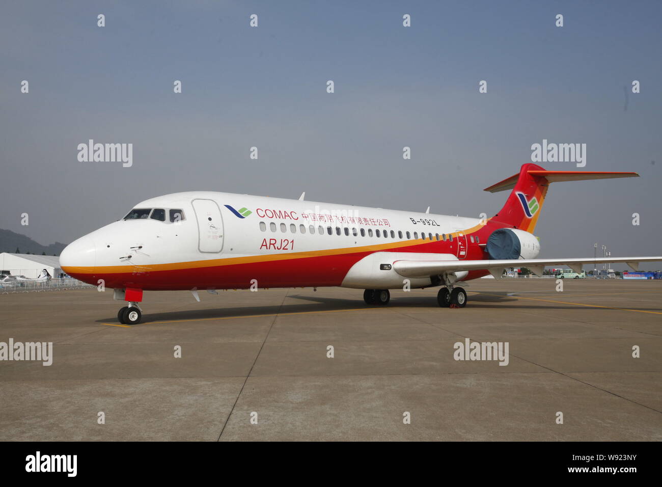 --FILE--A Chinese-developed ARJ21 regional jet of COMAC (Commercial ...