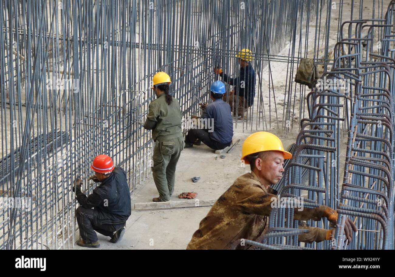 Rebars hi-res stock photography and images - Alamy