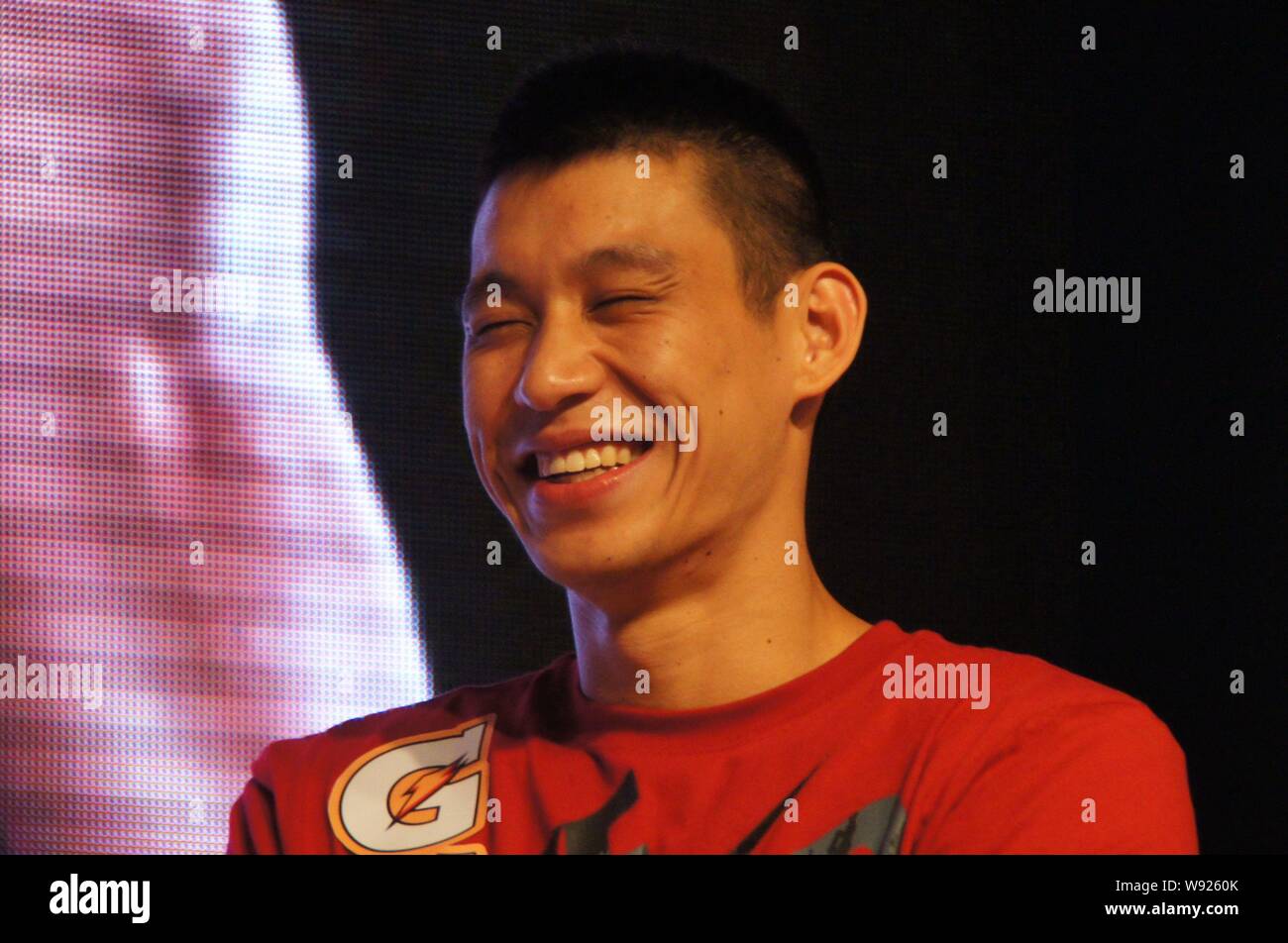 Houston rockets basketball hi-res stock photography and images - Alamy