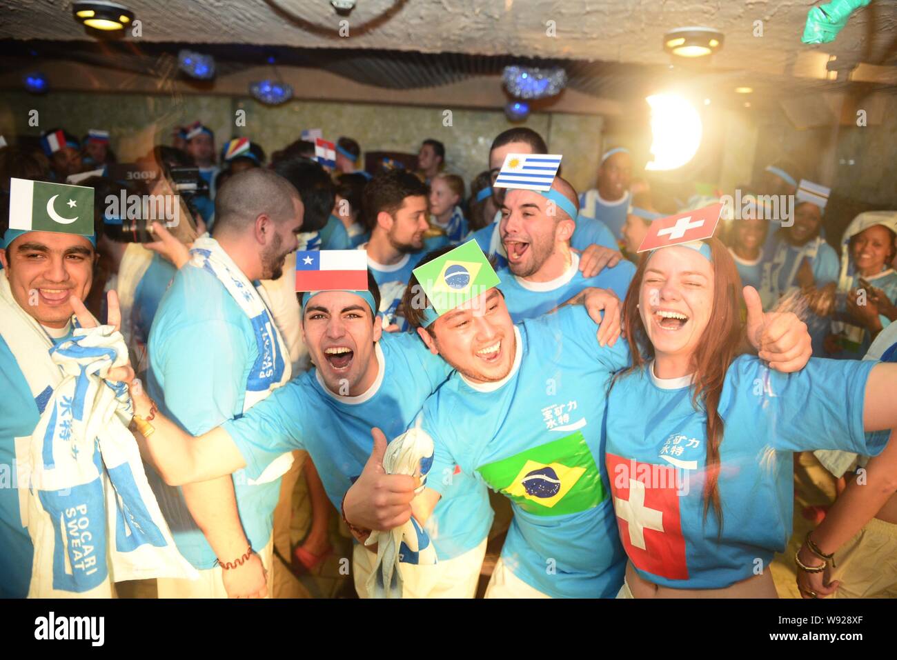 100 people in sauna hi-res stock photography and images - Alamy