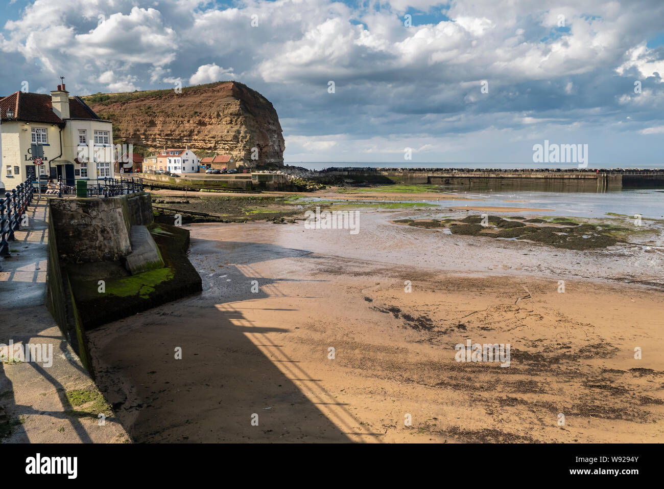 Easington village hi-res stock photography and images - Alamy