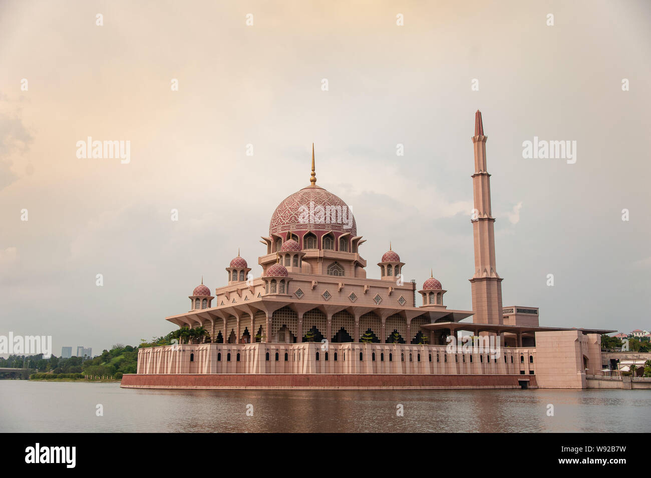 The Putra Mosque In Putra Moschee In Putrajaya, Malaysia Stockfoto
