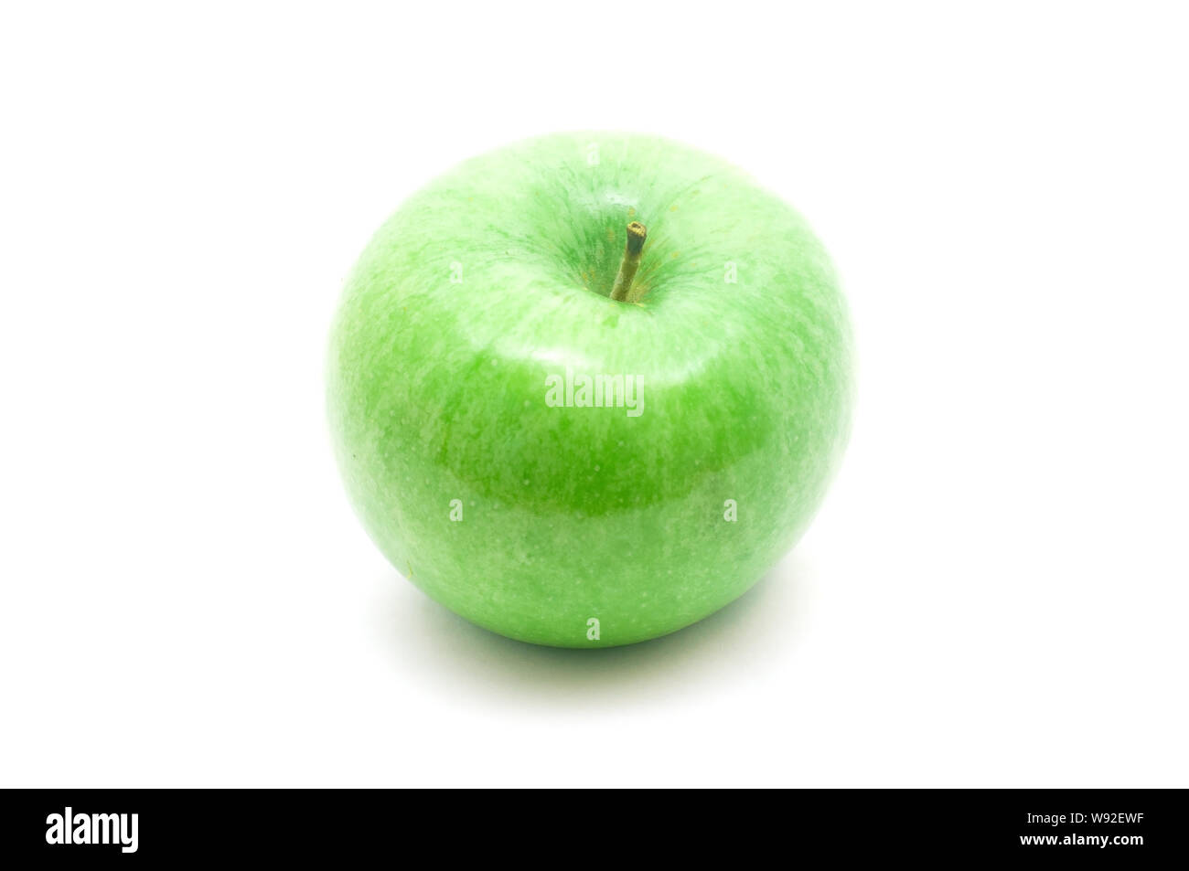 Green apple isolated on white background Stock Photo - Alamy