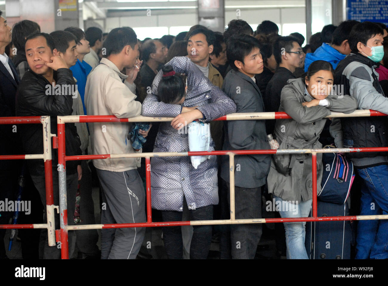 Chinese workers queue up for job hi-res stock photography and images ...