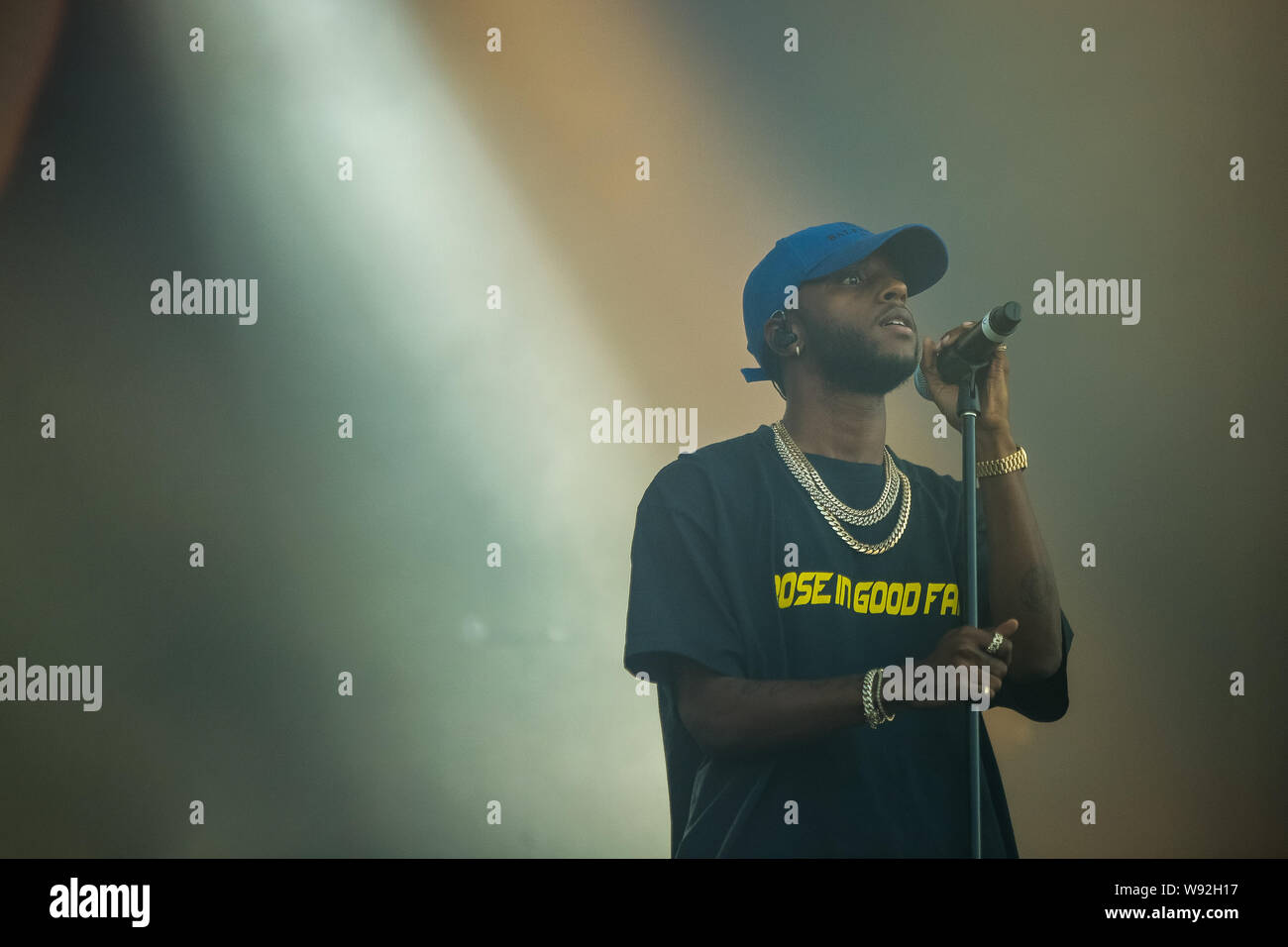 Ricardo Valdez Valentine, better known by his stage name 6lack, is an ...