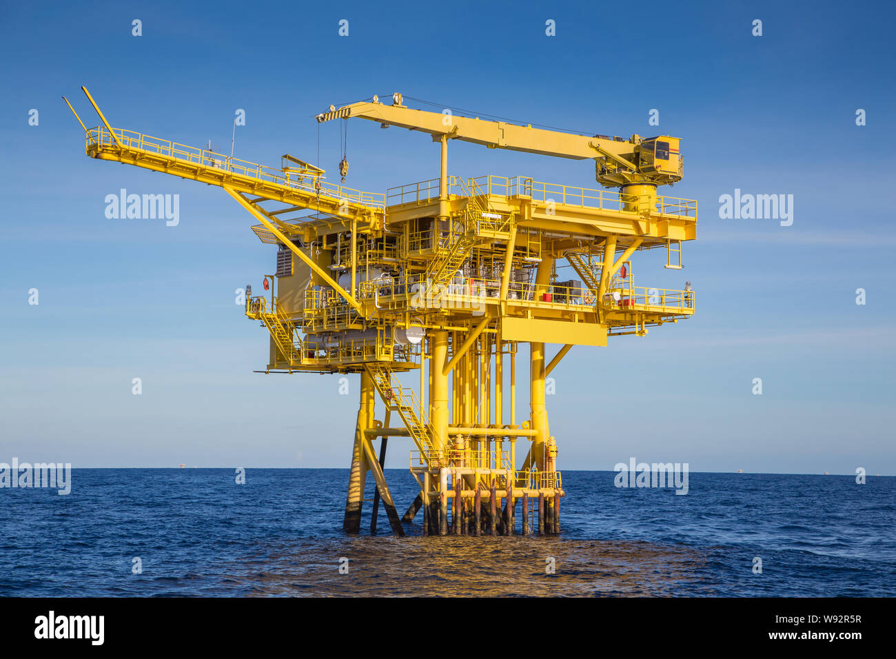 Wellhead hi-res stock photography and images - Alamy
