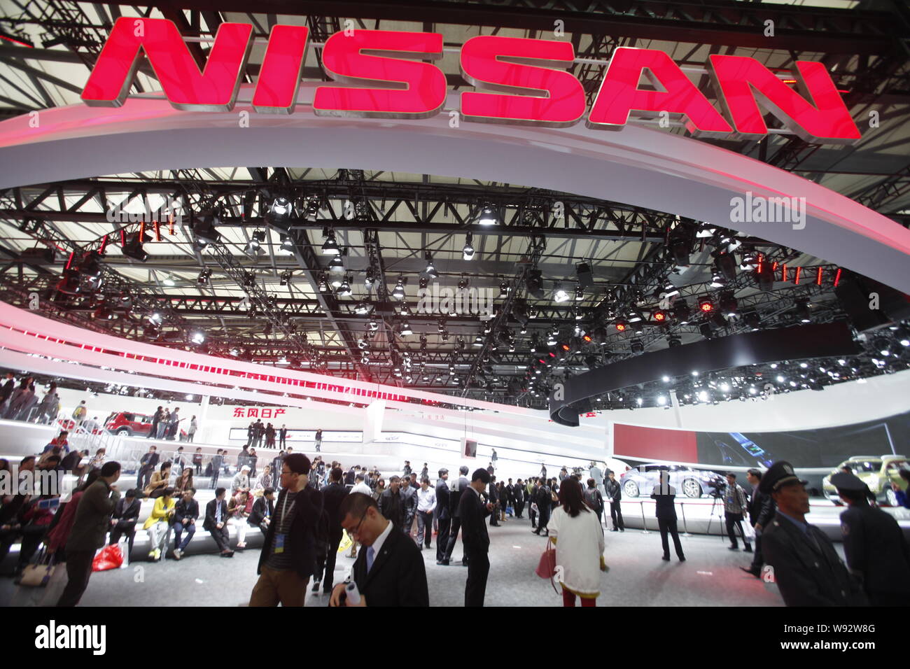 --FILE--People visit the stand of Nissan during the 15th Shanghai ...