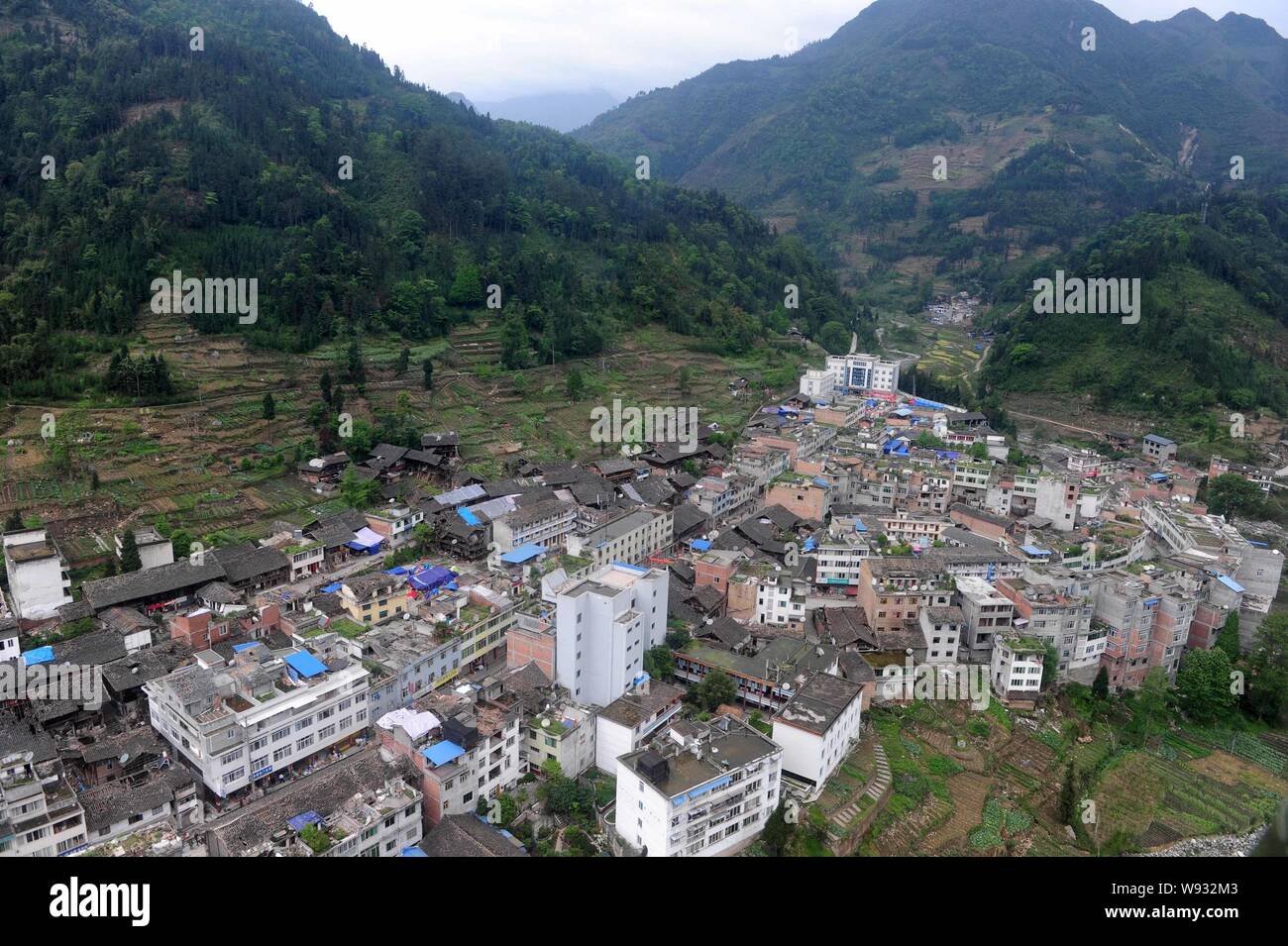 Aerial view of the houses damaged in the 7.0-magnitude earthquake in ...