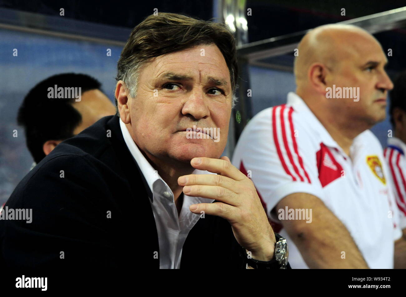 --FILE--Head coach Jose Antonio Camacho, left, of the Chinese national ...