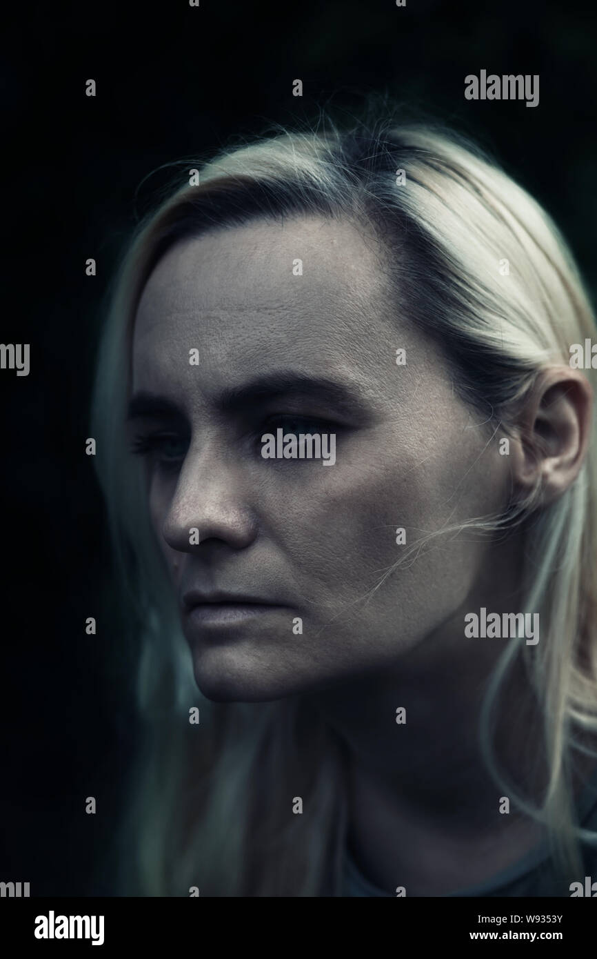 Sinister woman shadows hi-res stock photography and images - Alamy