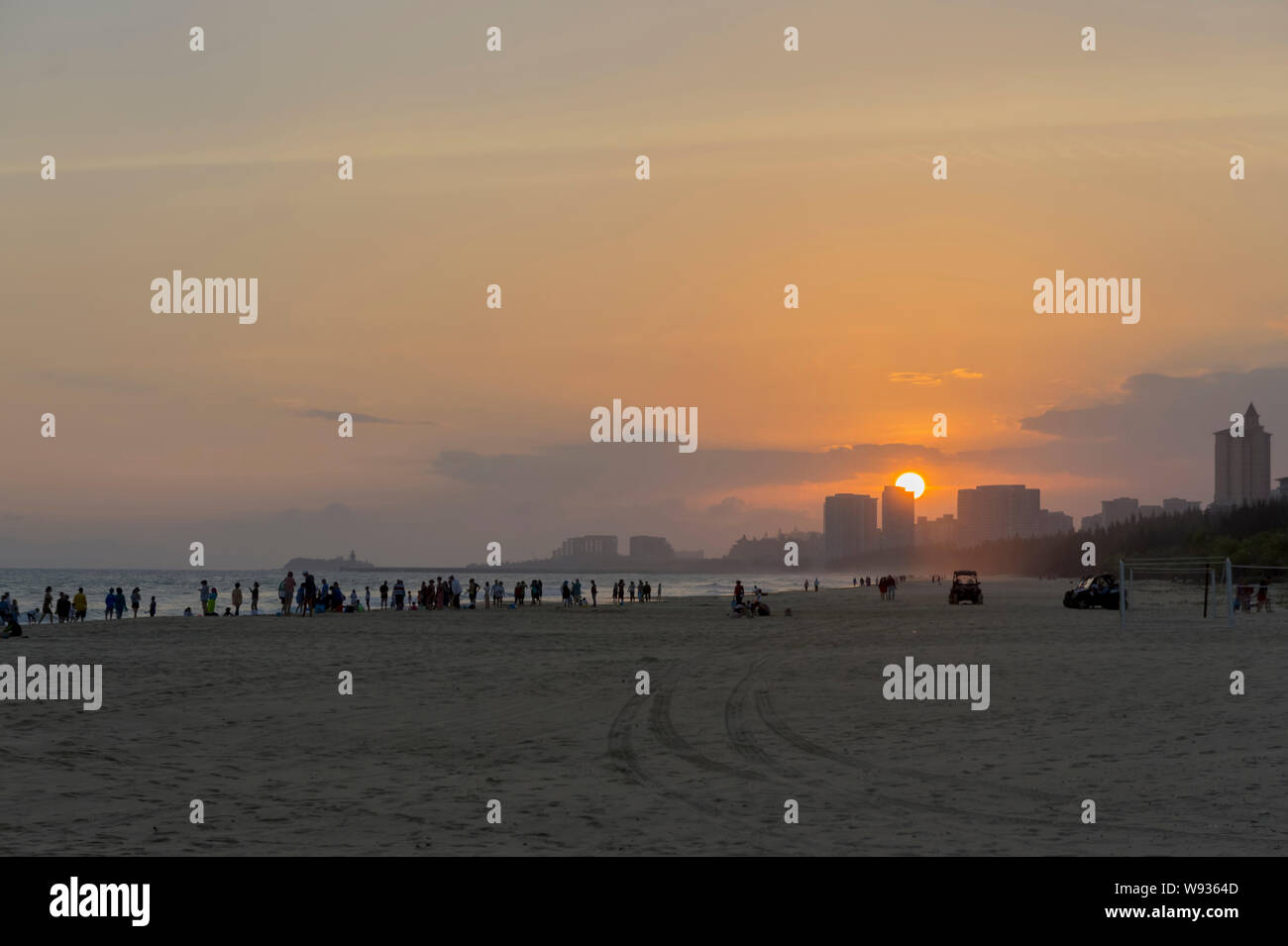 beautiful sunset on the coast of the south china sea linshui clean ...