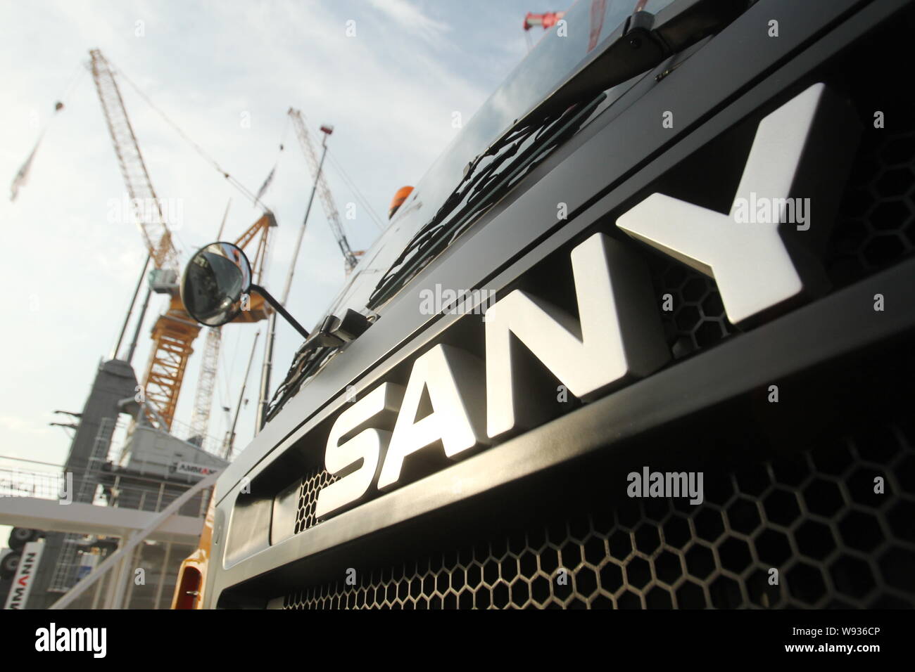 --FILE--Construction machineries of Sany Heavy Industry Co. are ...