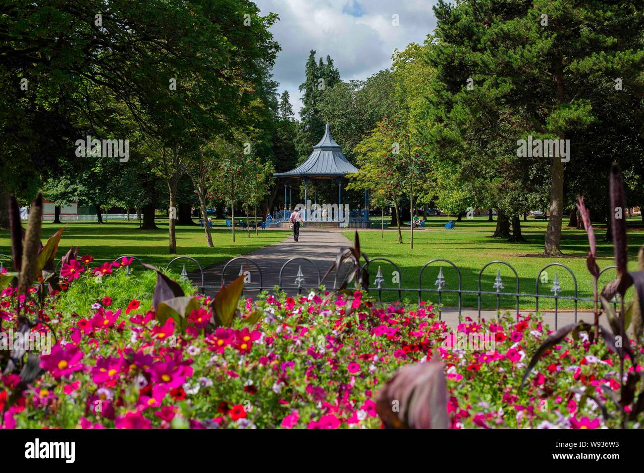 Victoria park bandstand hi-res stock photography and images - Alamy