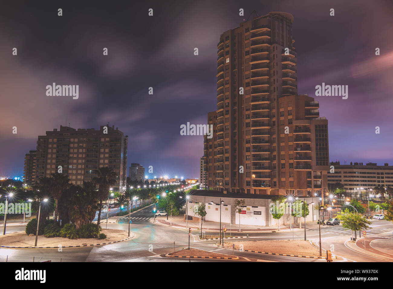 Valencia building night hi-res stock photography and images - Alamy