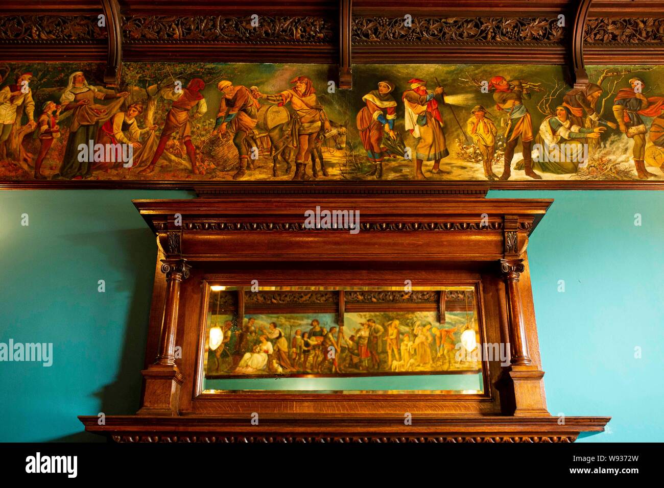 Insole court mansion hi-res stock photography and images - Alamy