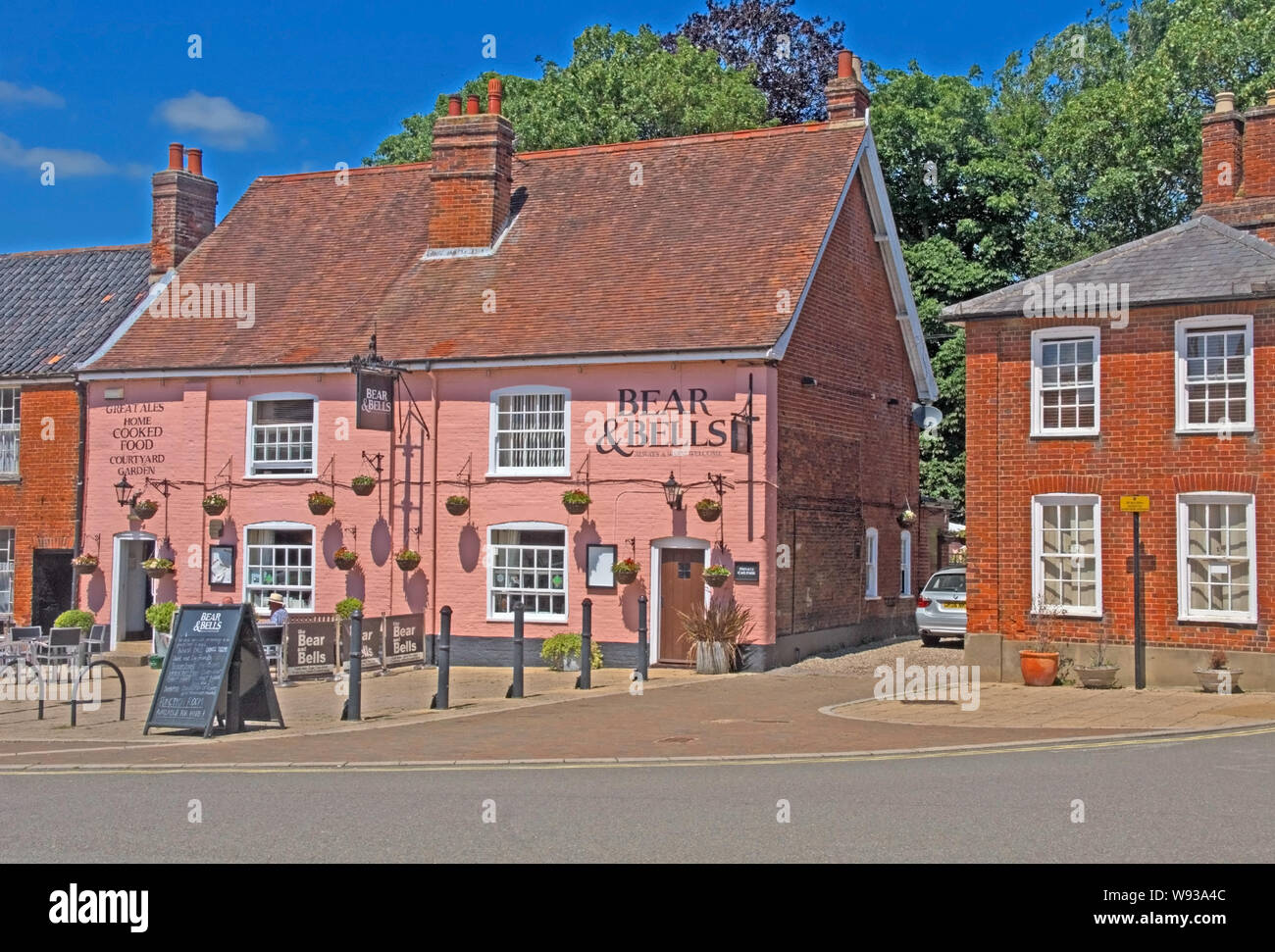 Beccles Suffolk Bear & Bells Pub and Restaurant Stock Photo - Alamy