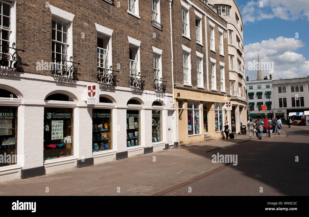 Cambridge street signs shops architecture hi-res stock photography and ...