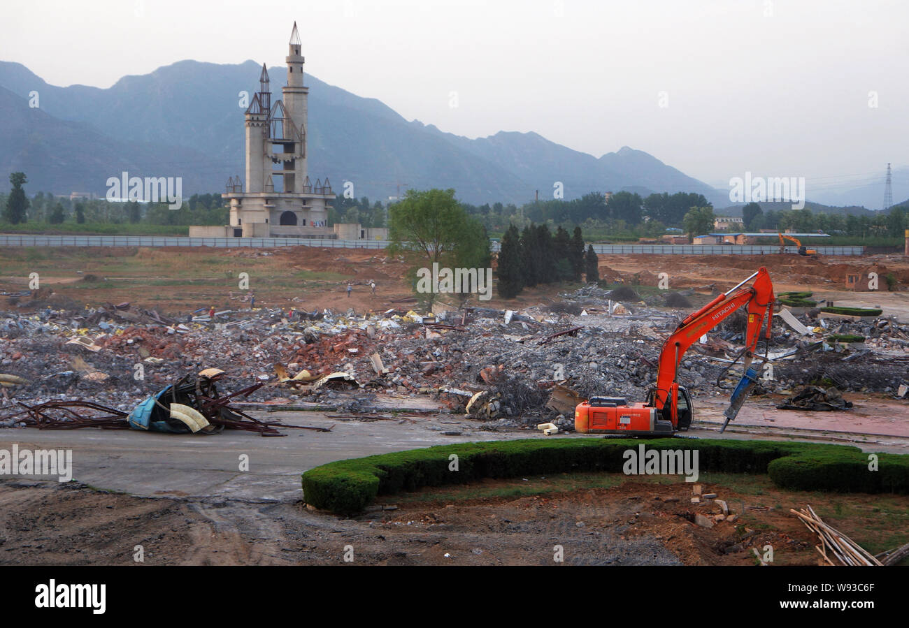 View of the ruins of some fairytale castles at the Beijing Wonderland ...