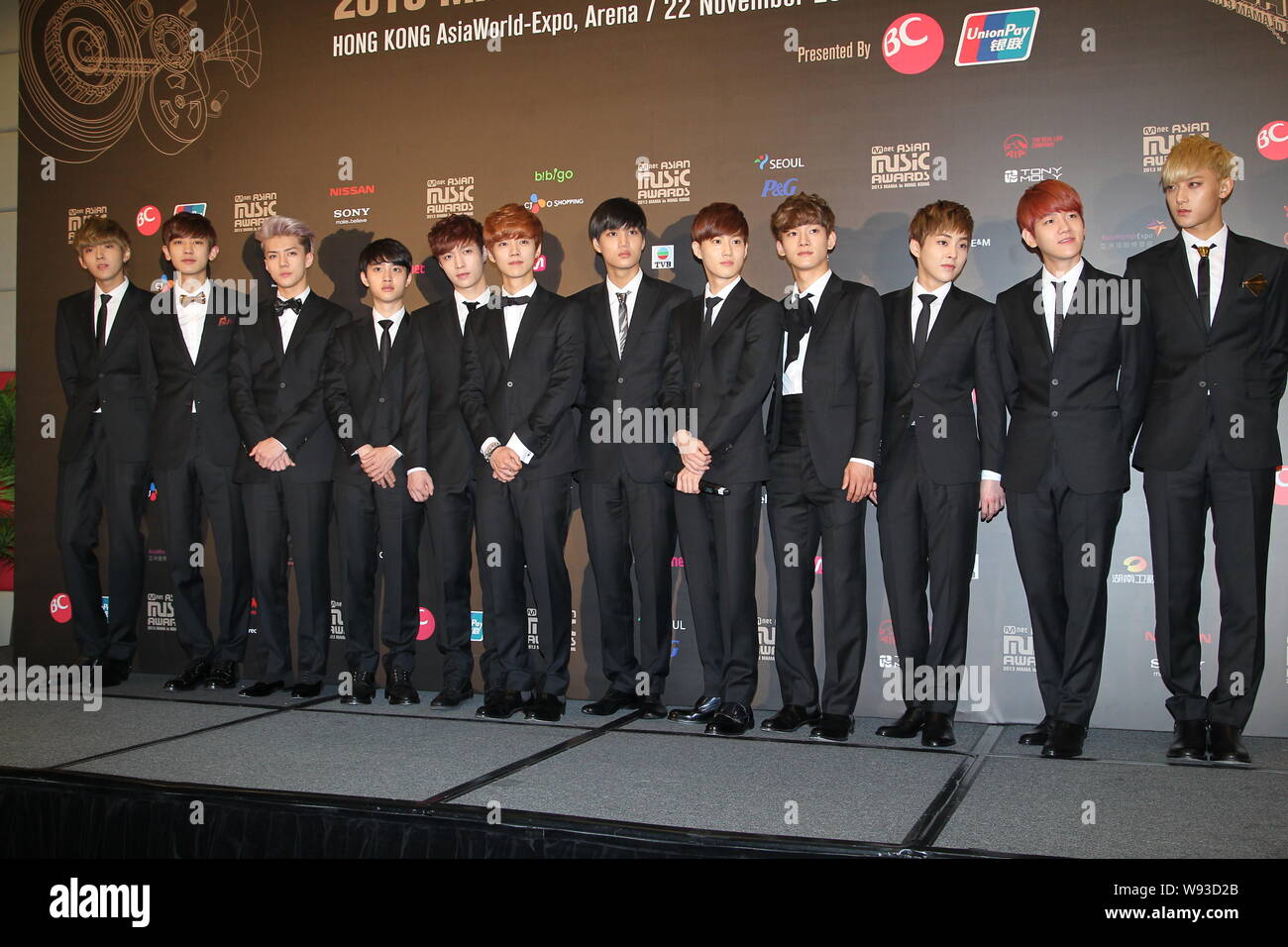Members of South Korean-Chinese boy band EXO pose during a press ...