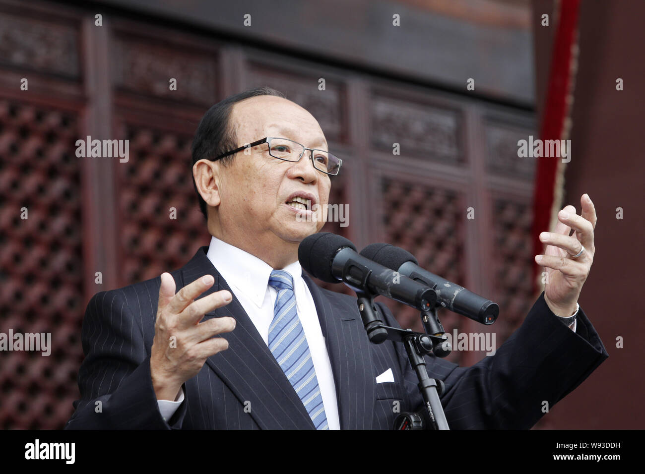 John chiang hi-res stock photography and images - Alamy