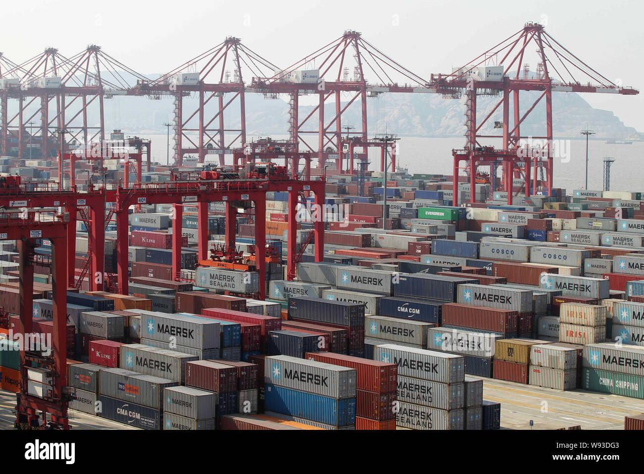 Deep Water Terminals High Resolution Stock Photography and Images - Alamy