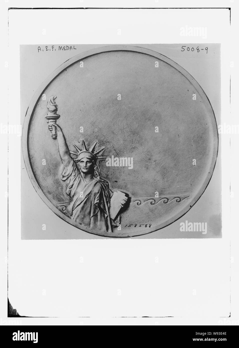 Armed forces medal Black and White Stock Photos & Images - Alamy