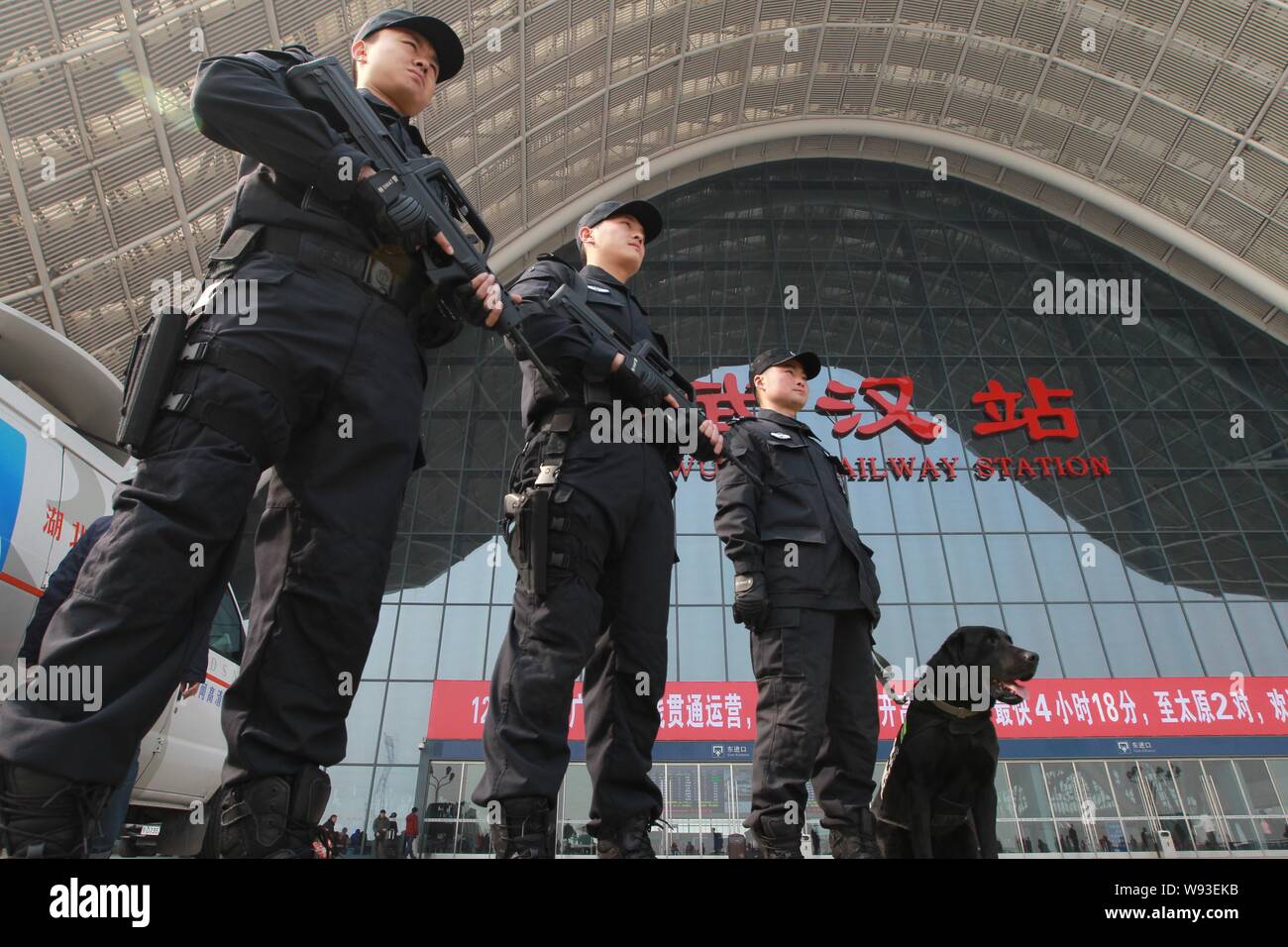 Chinese guard dog hi-res stock photography and images - Alamy