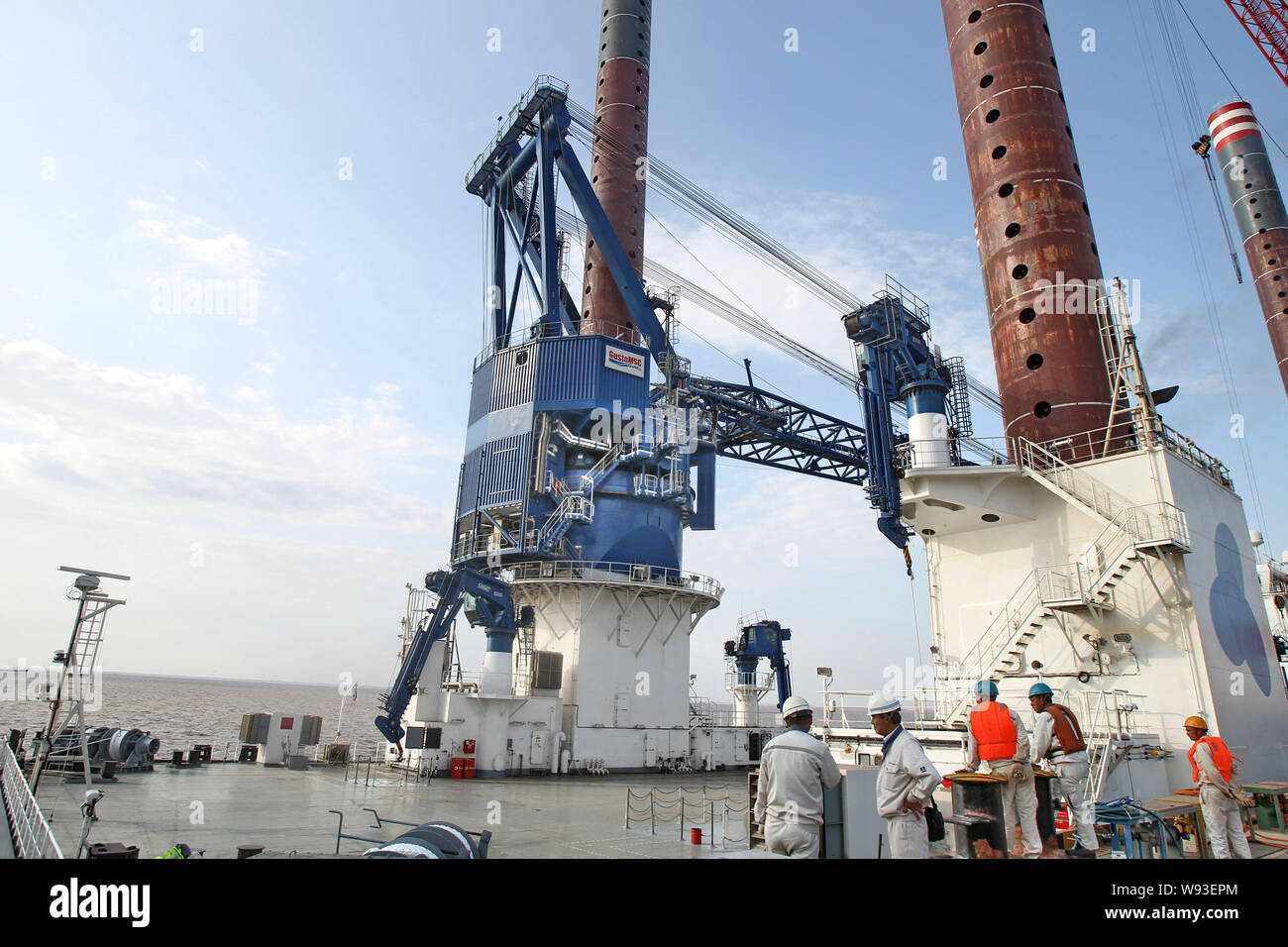 --FILE--The SEA INSTALLER ship, the-third generation of Installation ...