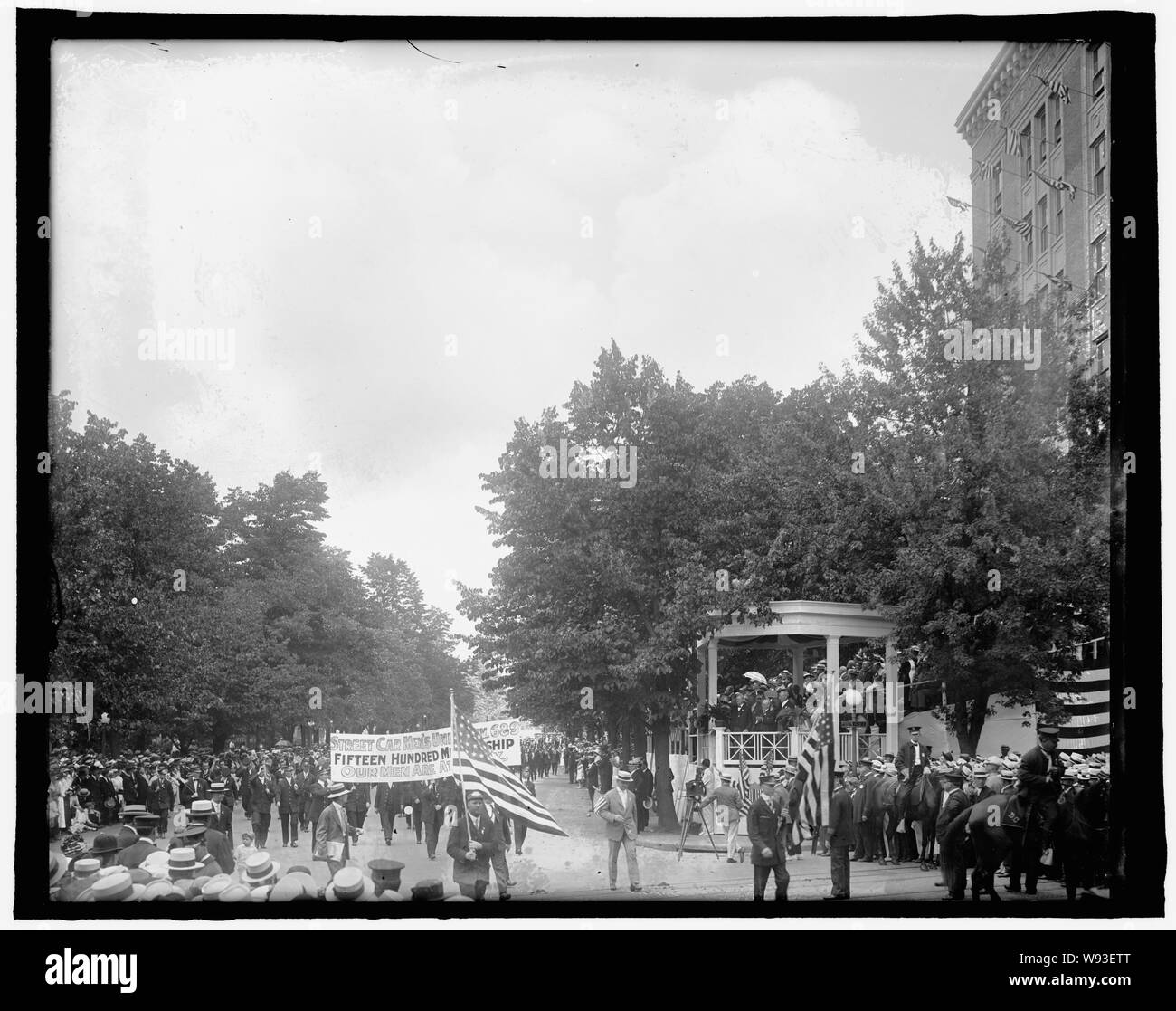 1916 dedication hi-res stock photography and images - Alamy