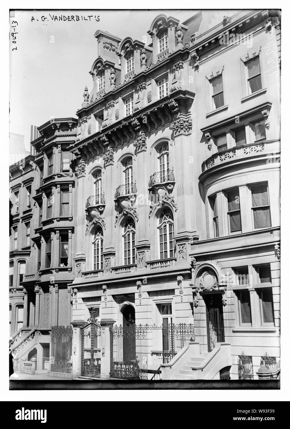 The vanderbilts hi-res stock photography and images - Alamy