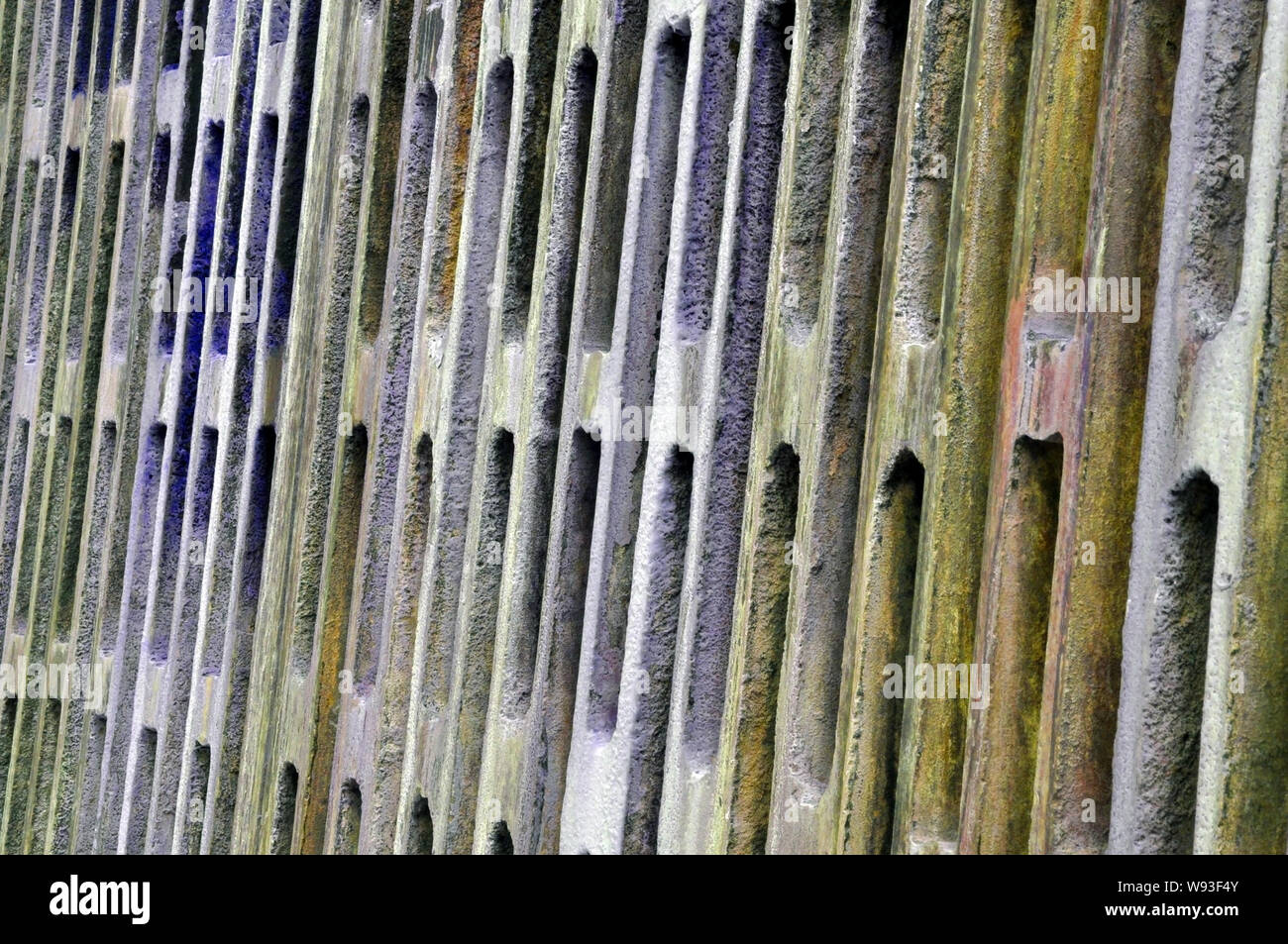 Grunge rusty metal grid. Framed with a noble patina. Blank for ...