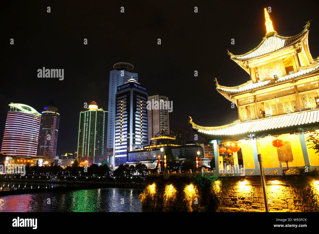 Nanming river hi-res stock photography and images - Alamy