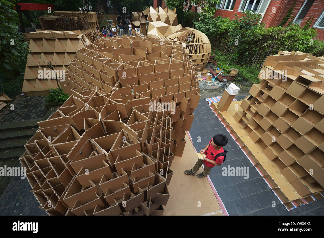 Student students cardboard house hi-res stock photography and images ...