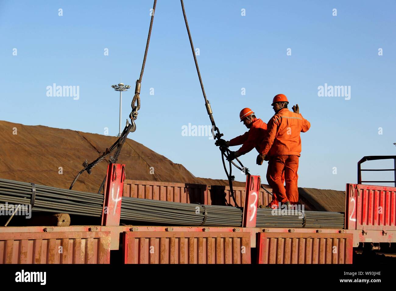 Crane rods hi-res stock photography and images - Alamy