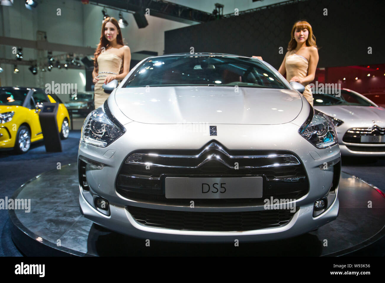 Citroen ds5 hi-res stock photography and images - Alamy