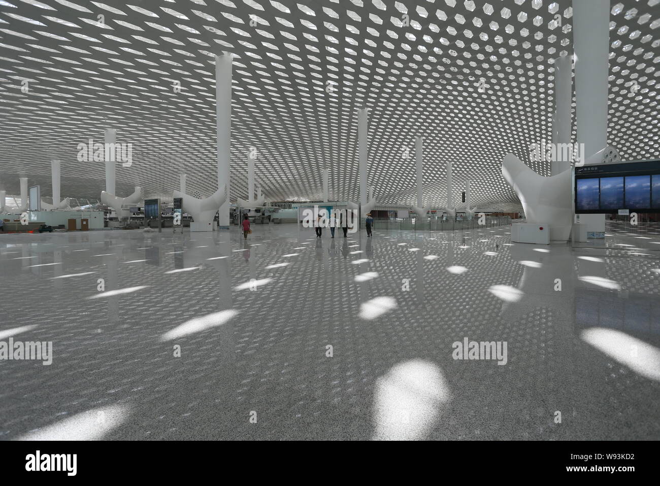 Shenzhen city terminal hi-res stock photography and images - Alamy