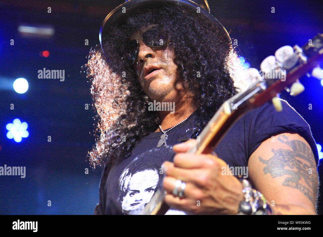 Saul hudson hi-res stock photography and images - Alamy